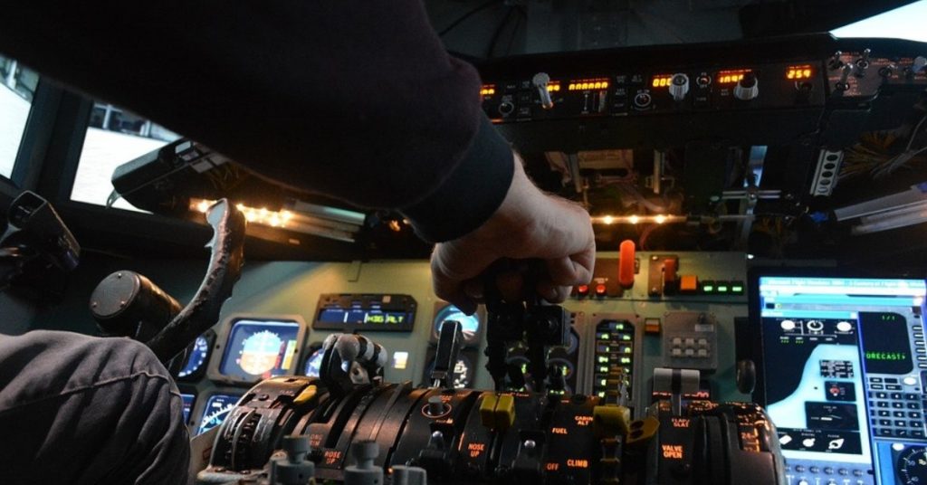 Learning from Flight Simulators | Sheffield Aviation School